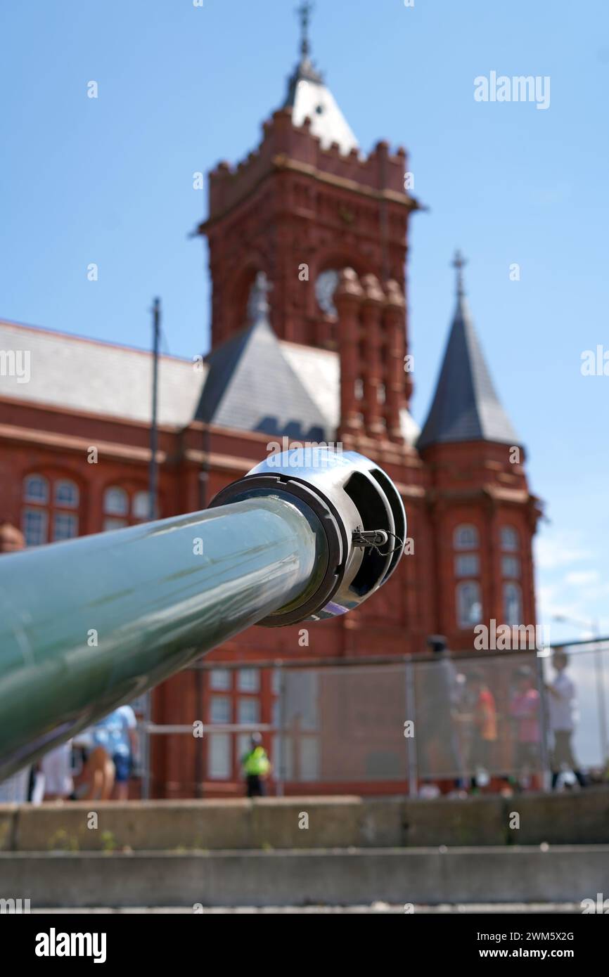 Light gun hi-res stock photography and images - Alamy