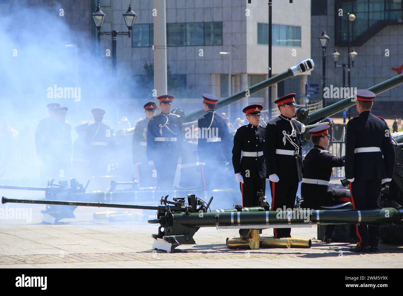 Ceremonial 21 gun salutes fired by The Welsh Borderers, 104 Regiment ...