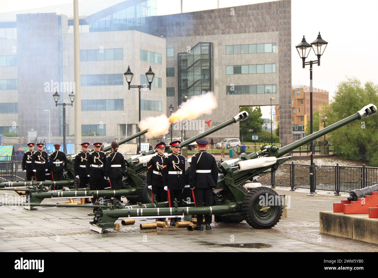 Ceremonial 21 gun salutes fired by The Welsh Borderers, 104 Regiment ...