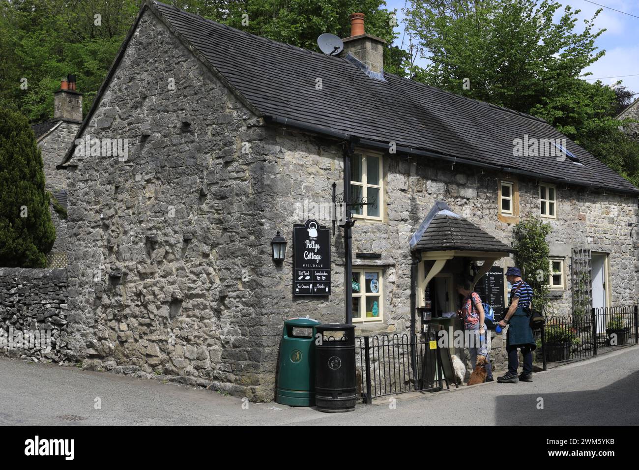 The ice cream shop at Milldale village, Dovedale, Peak District ...