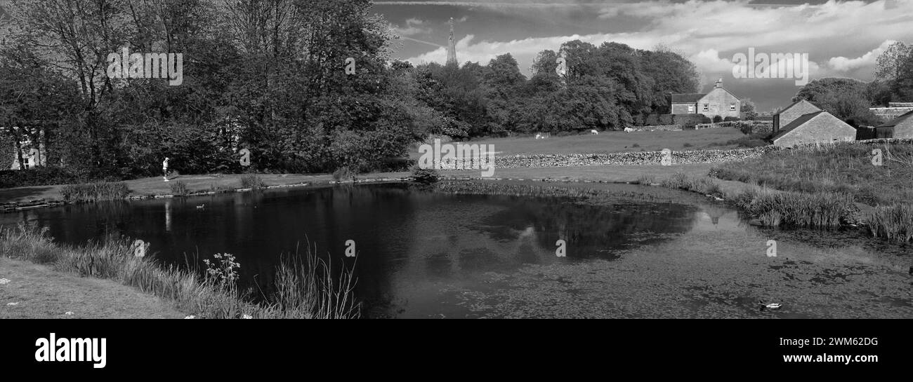 Summer view over Monyash village pond, Peak District National Park ...