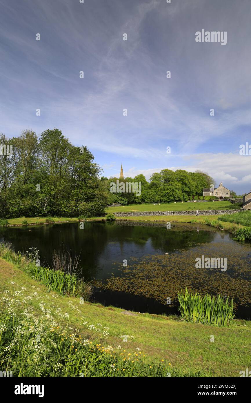 Summer view over Monyash village pond, Peak District National Park ...
