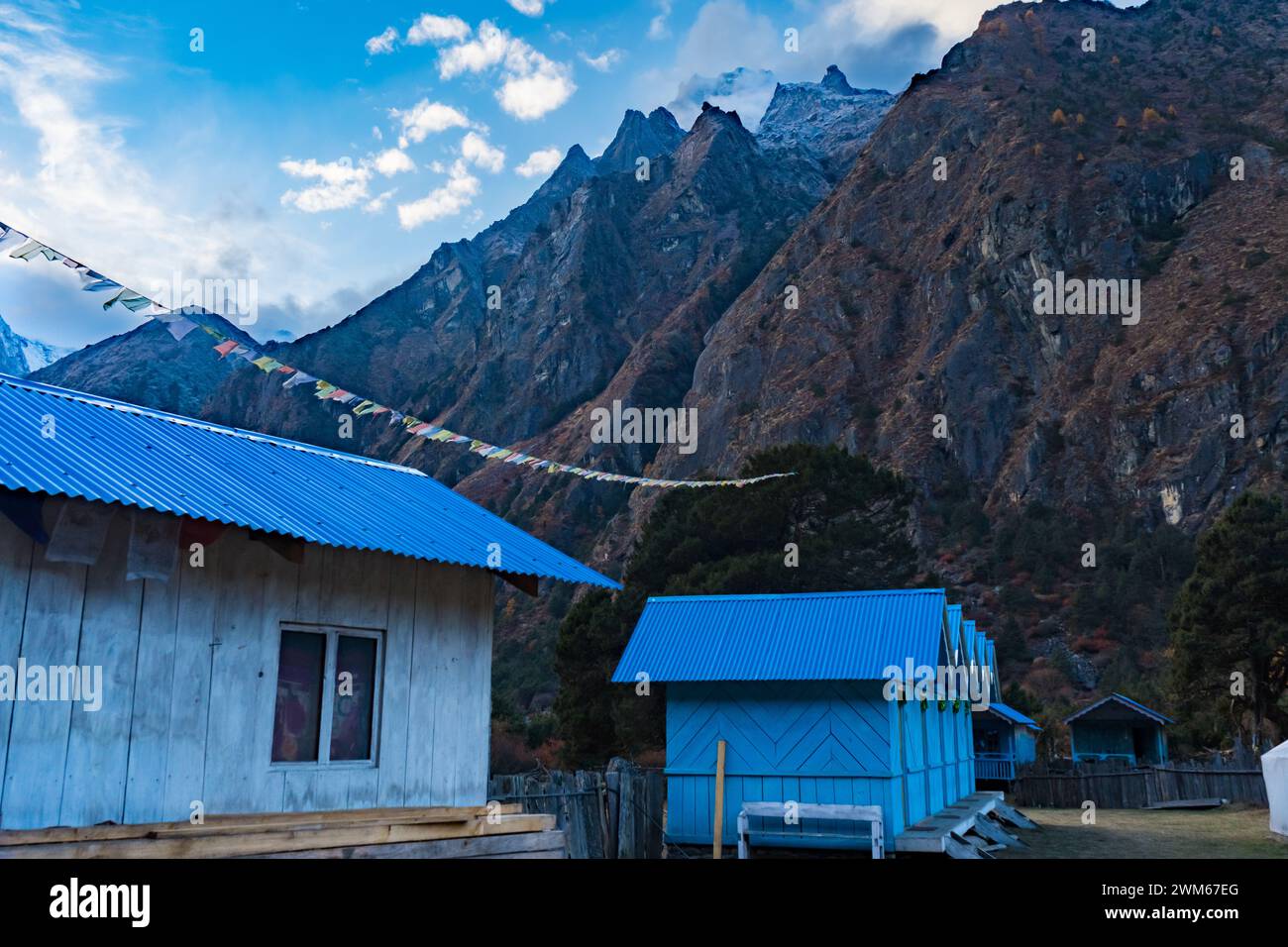 Nepal trek illustration hi-res stock photography and images - Alamy