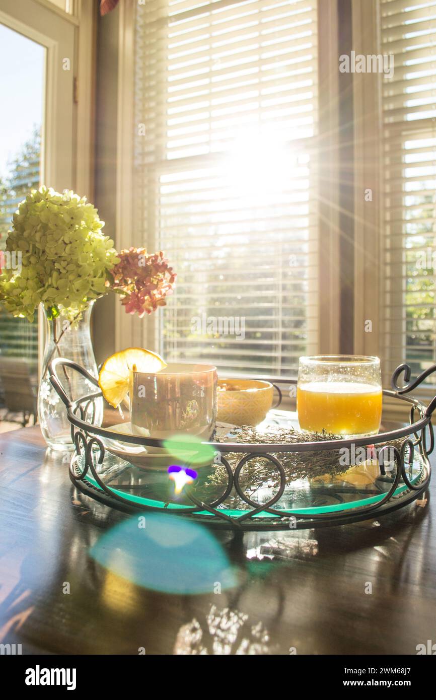 Tray sunlight hi-res stock photography and images - Alamy