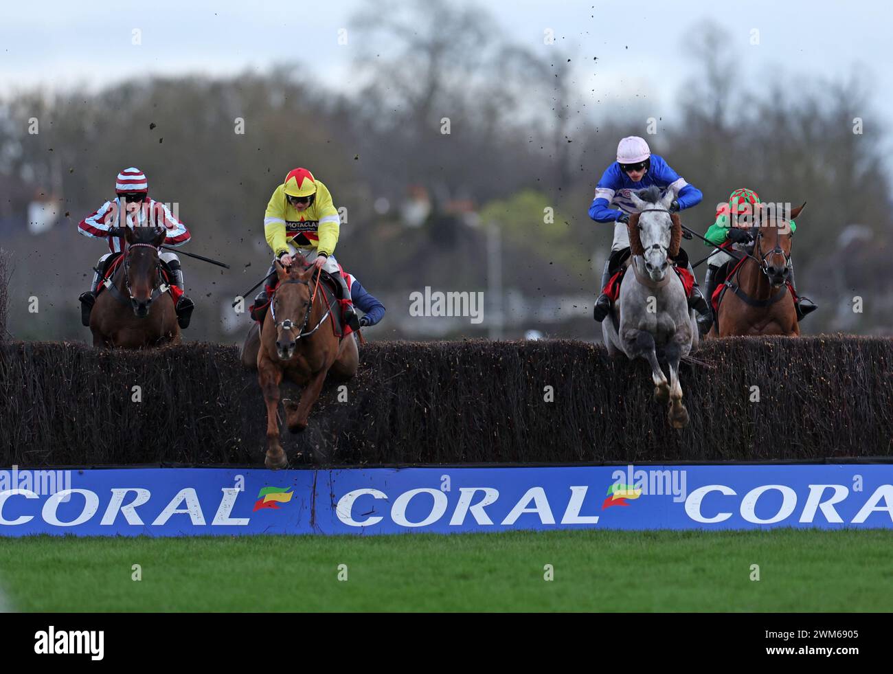 Golden Son ridden by Harry Cobden (right) before winning the Play Coral ...