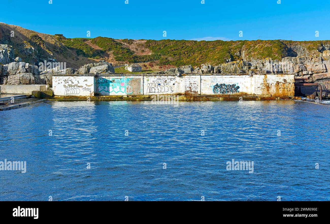 Tarlair Open Air Swimming Pools Macduff Scotland blue sky over the ...