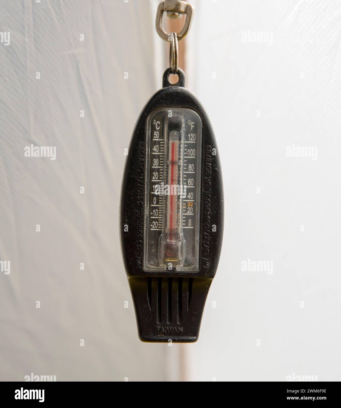 Thermometer showing extreme 50C degrees Stock Photo - Alamy