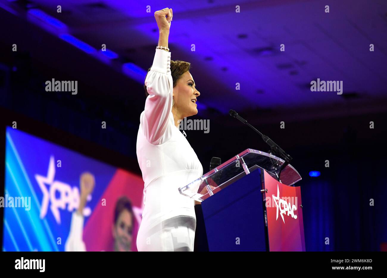 Arizona senate candidate kari lake hi-res stock photography and images ...