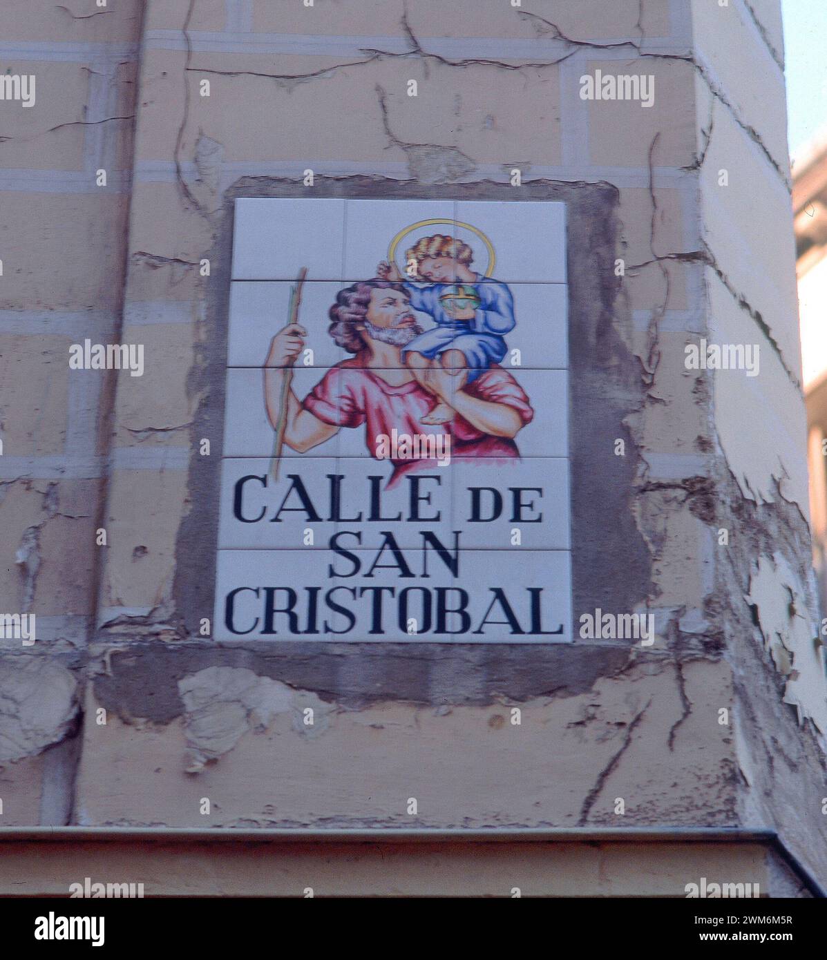 Azulejos de la calle hi-res stock photography and images - Alamy