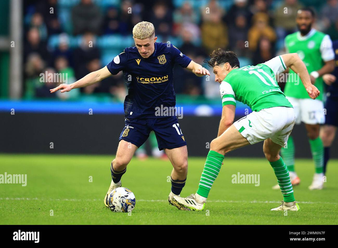 Joe newell of hibernian hi-res stock photography and images - Alamy