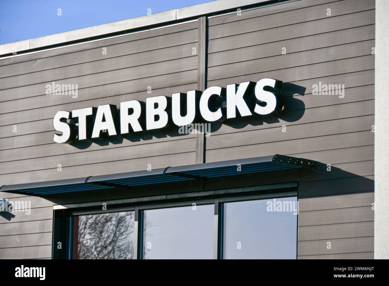 Starbucks milk drink hi-res stock photography and images - Alamy