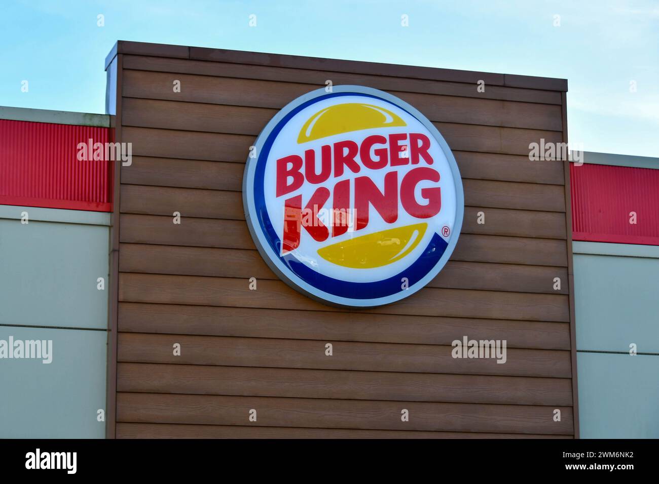 Burger king shop front hi-res stock photography and images - Alamy