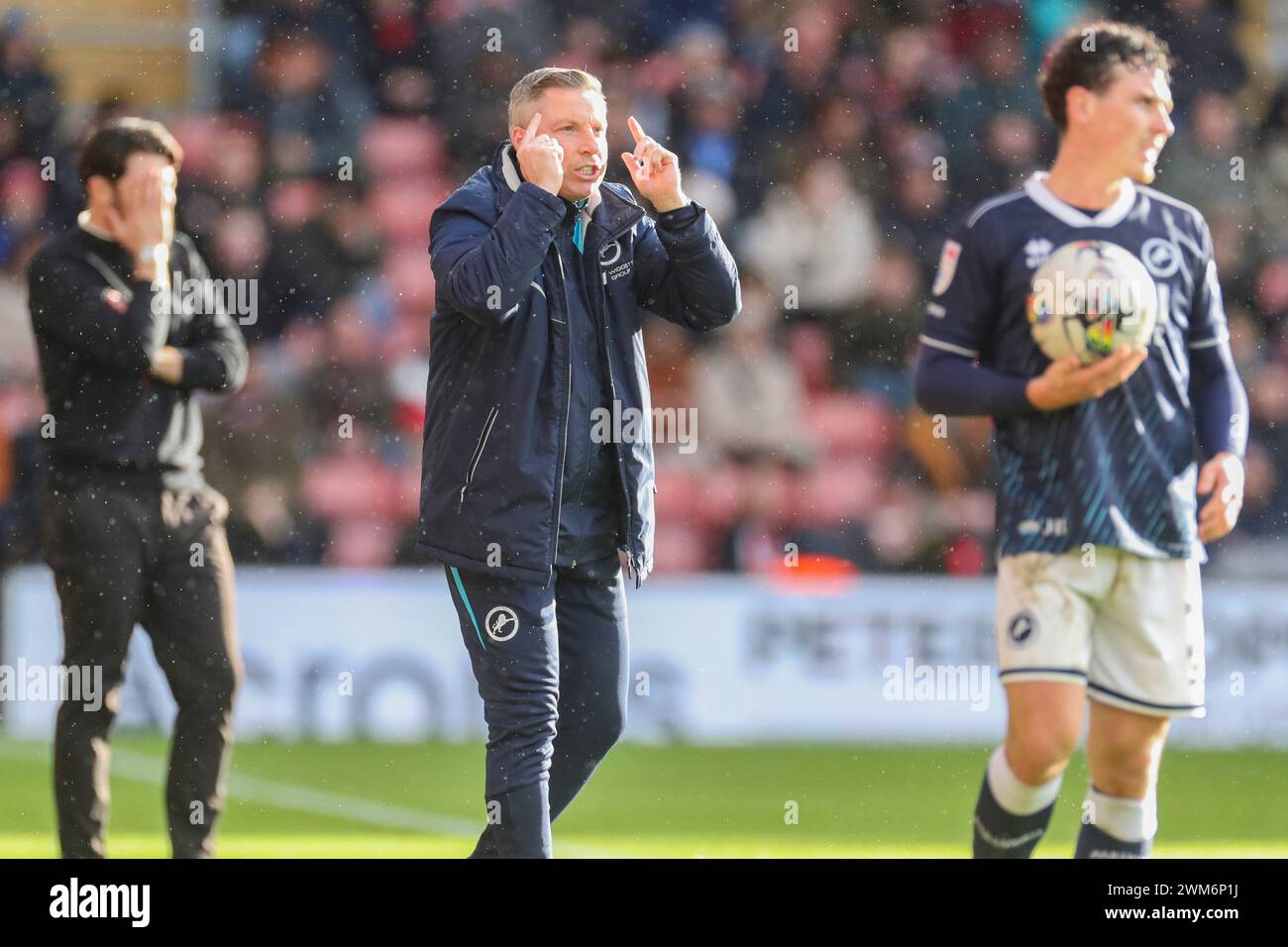 Football manager pointing hi-res stock photography and images - Alamy