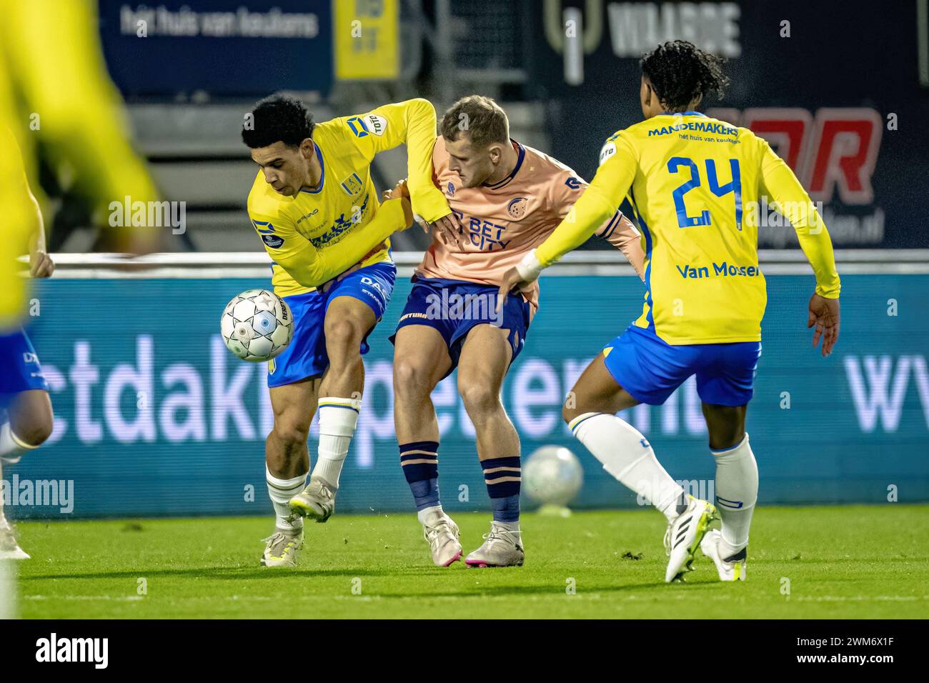 WAALWIJK, Netherlands. 24th Feb, 2024. SPO, Mandemakers Stadium, Dutch eredivisie, season 2023/ ...