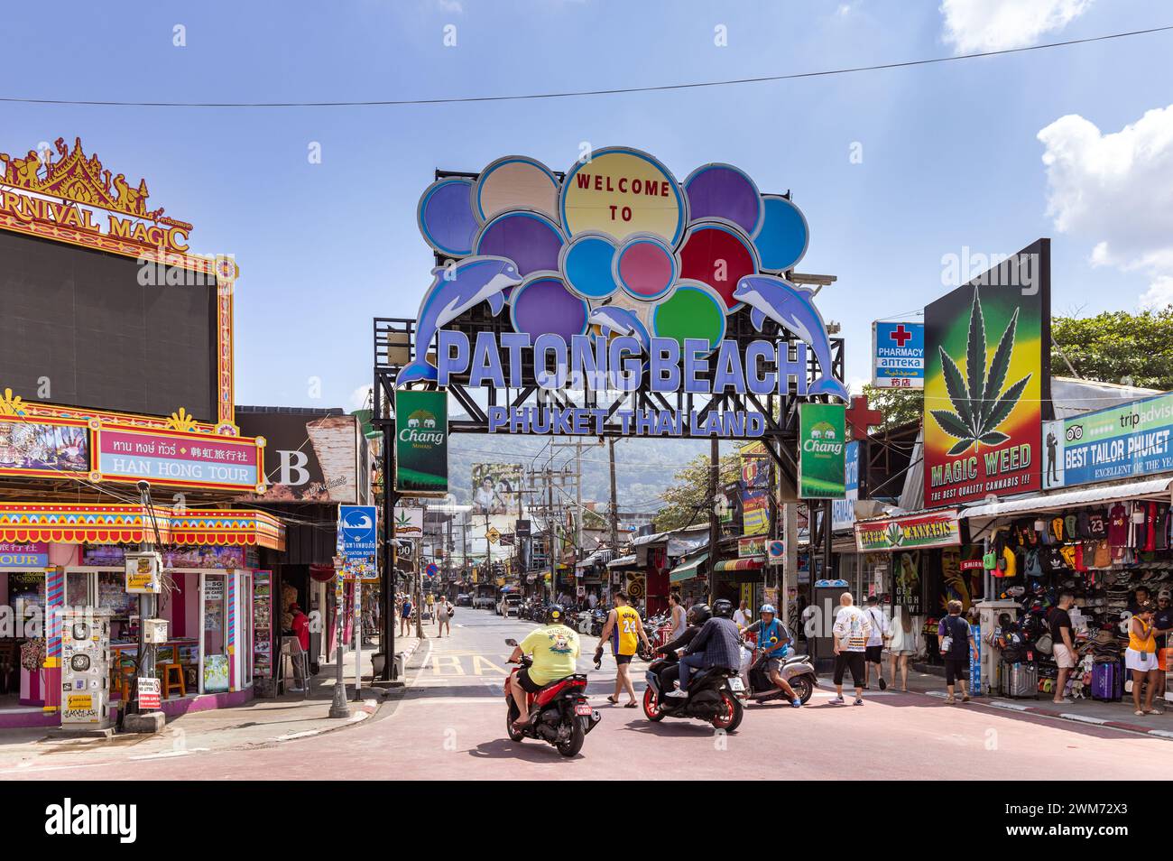 Bangla road hi-res stock photography and images - Alamy