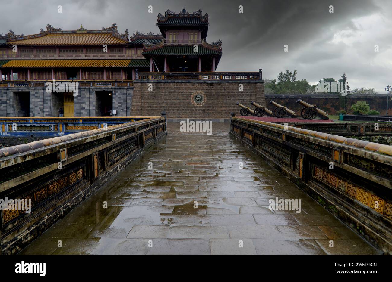 Hue citadel river view hi-res stock photography and images - Alamy