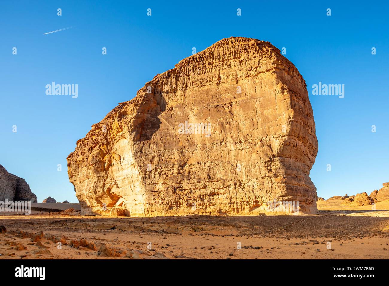 Monolith of sandstone hi-res stock photography and images - Alamy