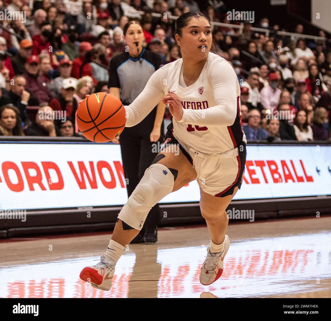 Maples Pavilion Palo Alto, CA. 23rd Feb, 2024. U.S.A. Stanford guard ...