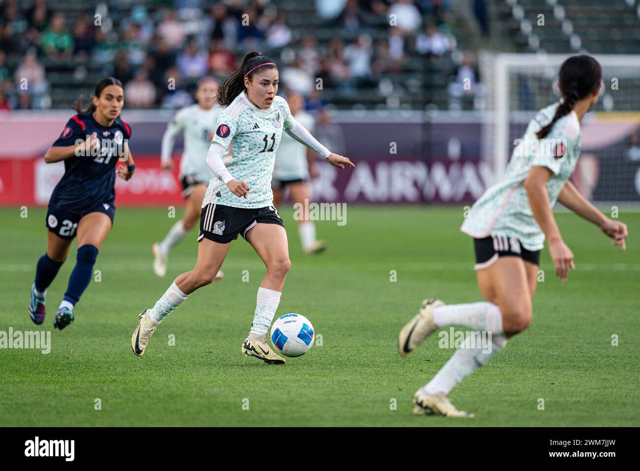 Mexico midfielder Jacqueline Ovalle (11) during the Concacaf W Gold Cup ...