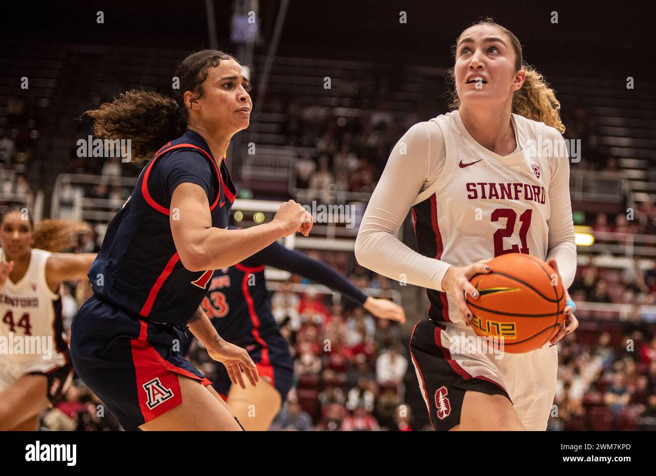 Maples Pavilion Palo Alto, CA. 23rd Feb, 2024. U.S.A. Stanford forward Brooke Demetre (21)goes ...