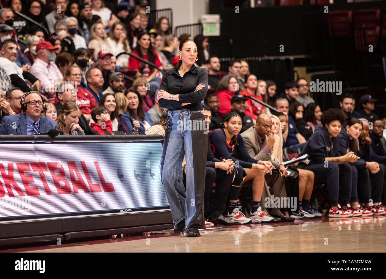 Maples Pavilion Palo Alto, CA. 23rd Feb, 2024. U.S.A. Arizona head ...