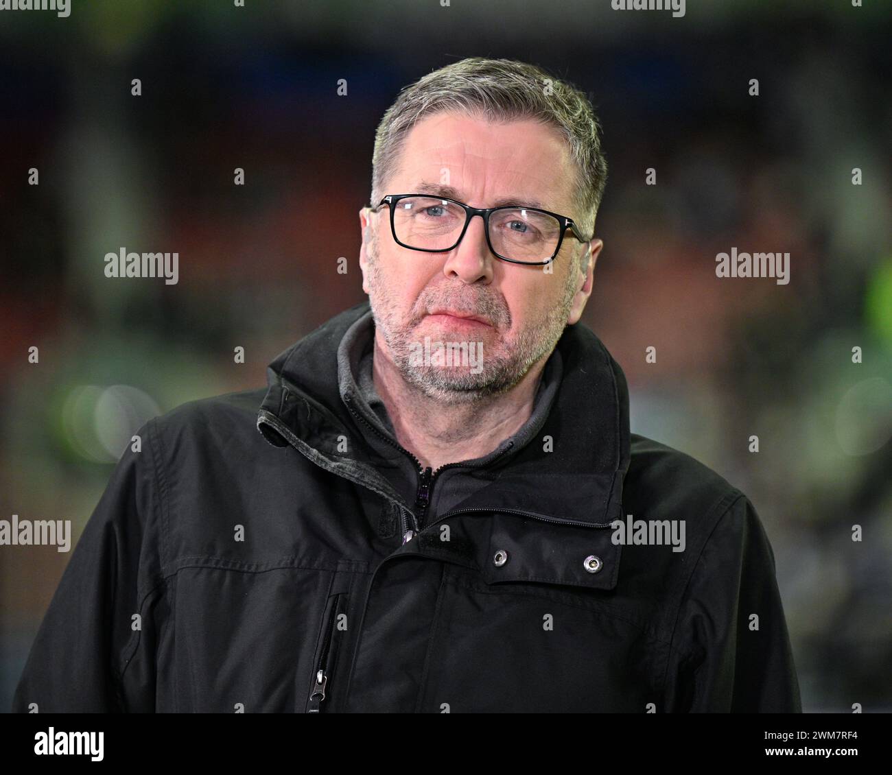 Dw broadcaster hi-res stock photography and images - Alamy