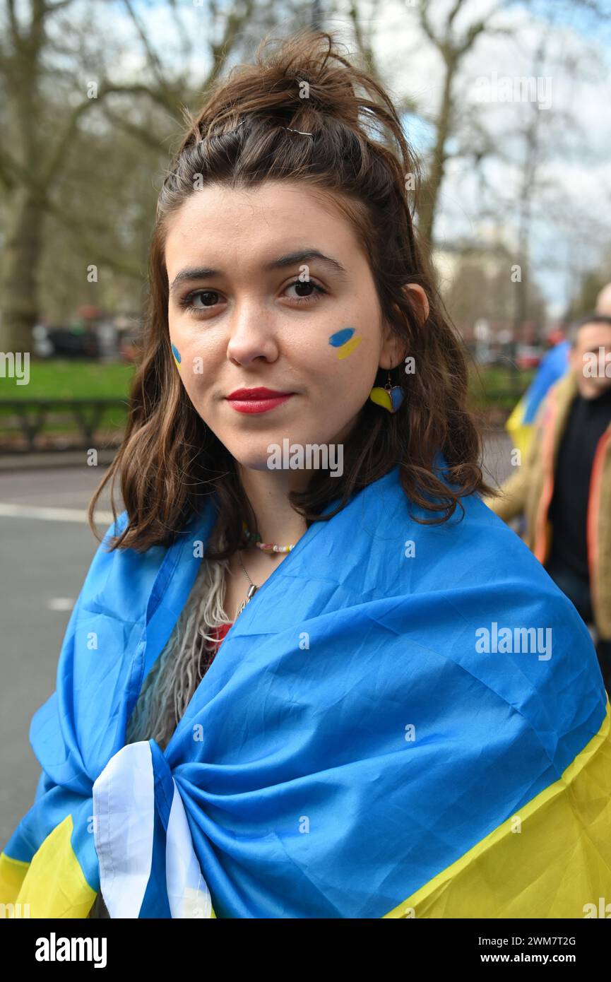 Ukrainian soldiers feb 2022 hi-res stock photography and images - Alamy
