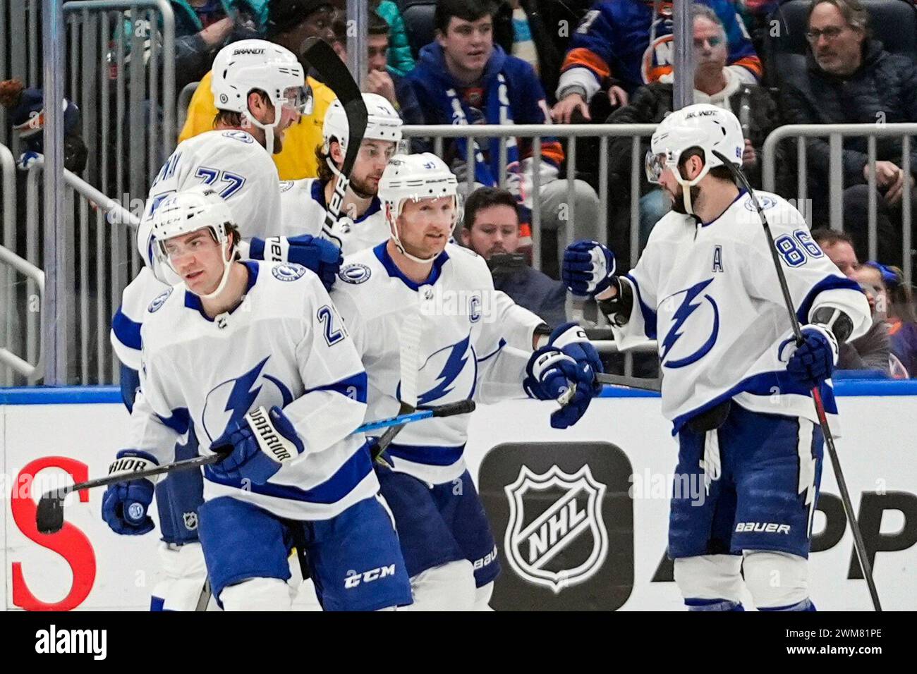 Tampa Bay Lightning's Brayden Point (21) celebrates with teammates ...