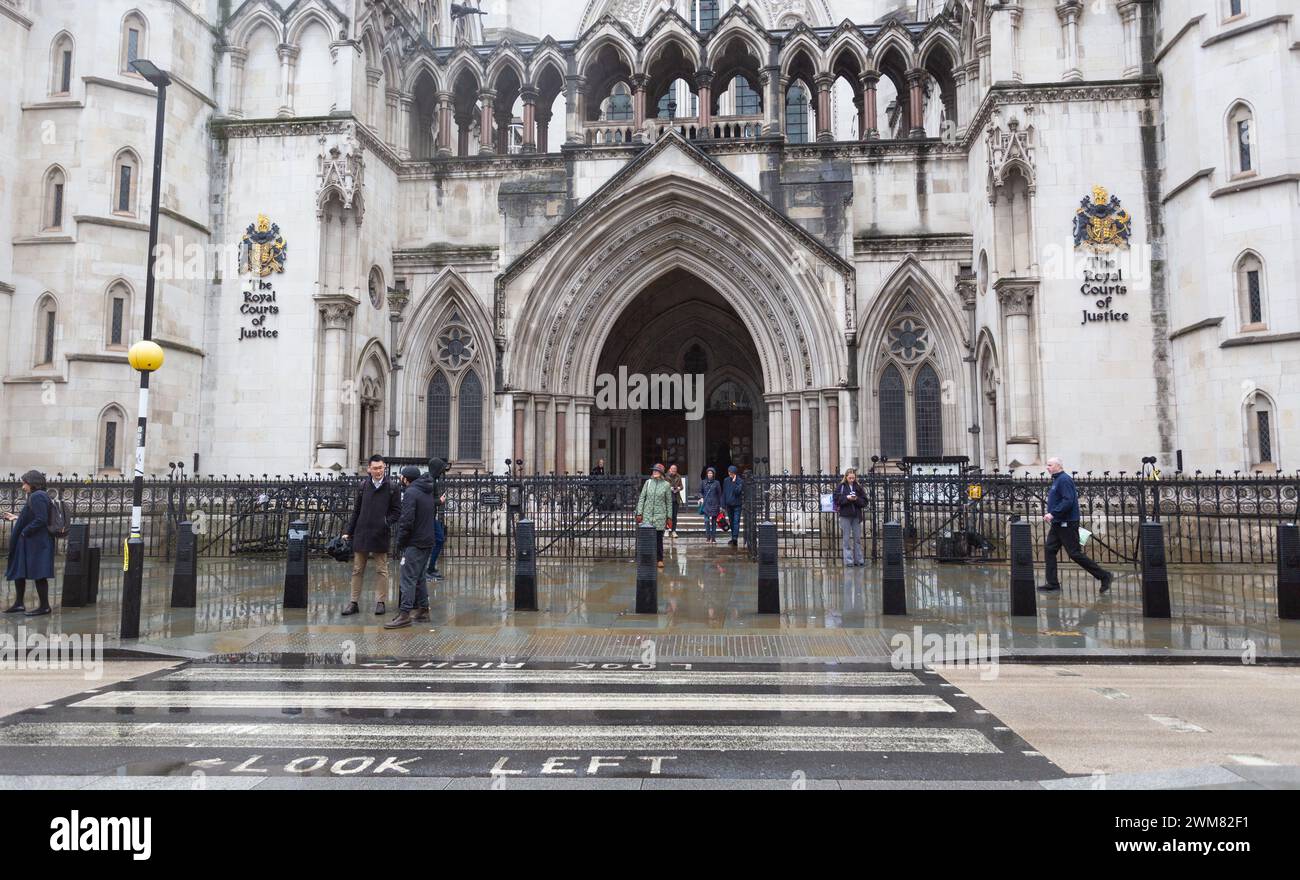 Royal court trials hi-res stock photography and images - Alamy