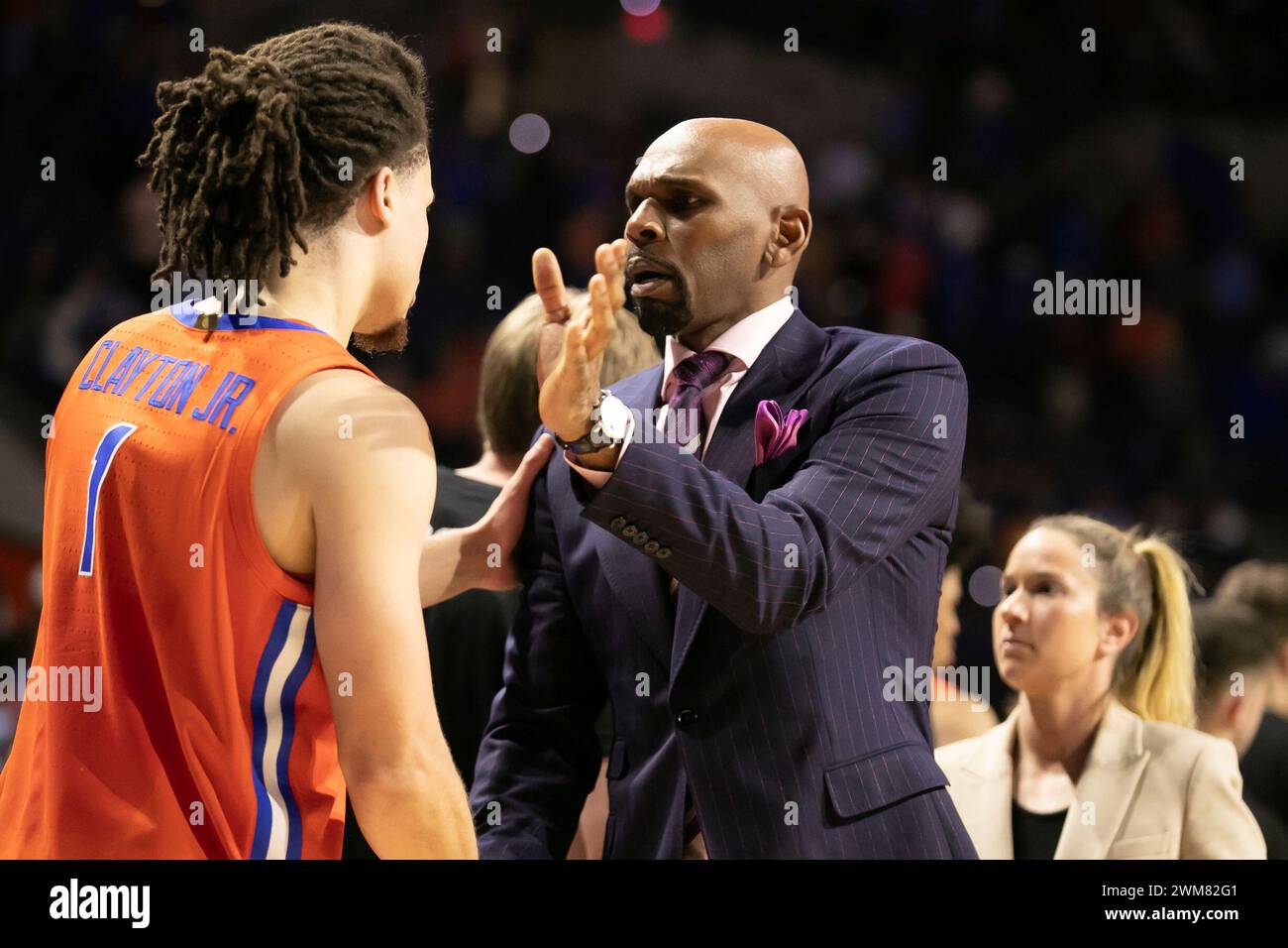 Vanderbilt head coach Jerry Stackhouse congratulates Florida guard ...