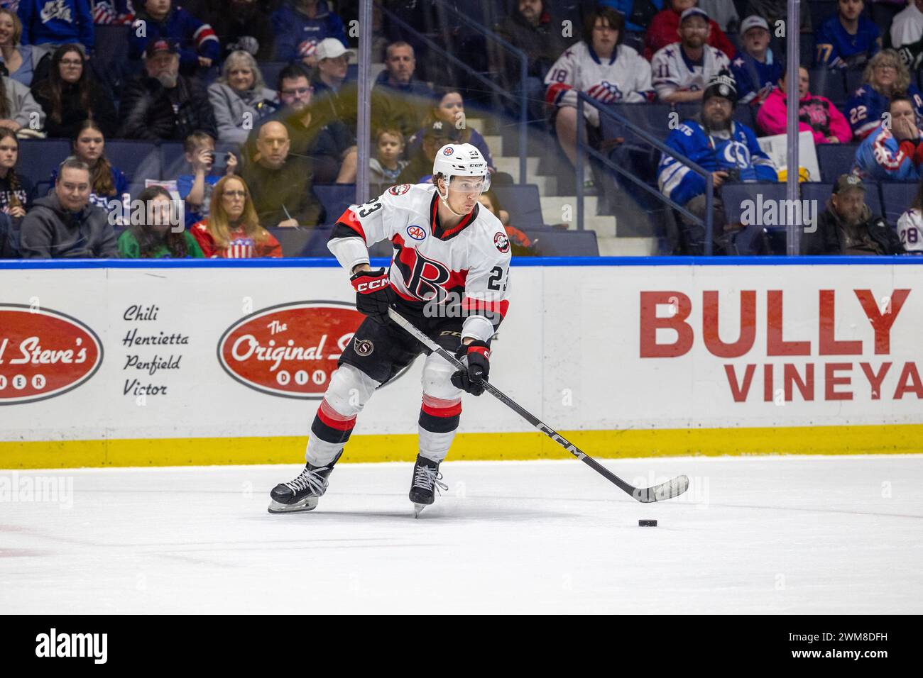 Cole reinhardt hi-res stock photography and images - Alamy