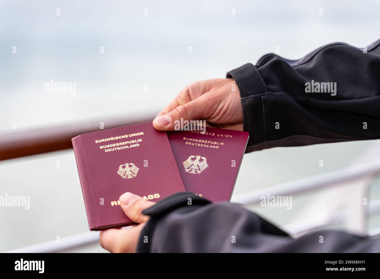 Personalausweis deutsch hi-res stock photography and images - Alamy