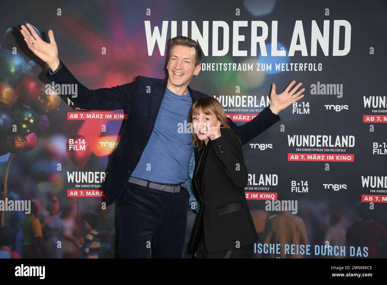 Steffen Hallaschka mit Ehefrau Anne-Katrin bei der Preview am 24.2.2024 ...