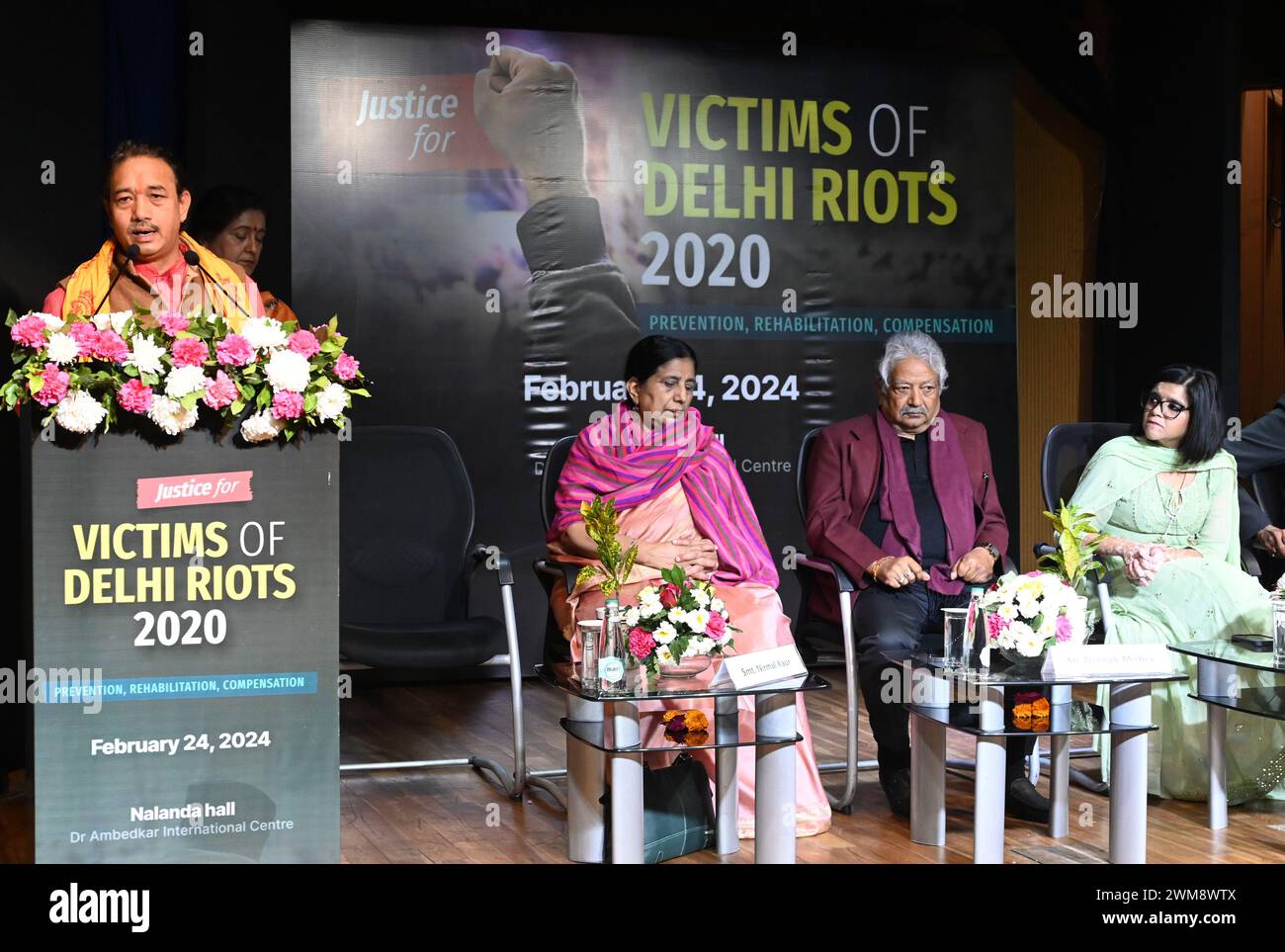 NEW DELHI, INDIA -FEBRUARY 24: A victim Hari Nand addressing on the ...