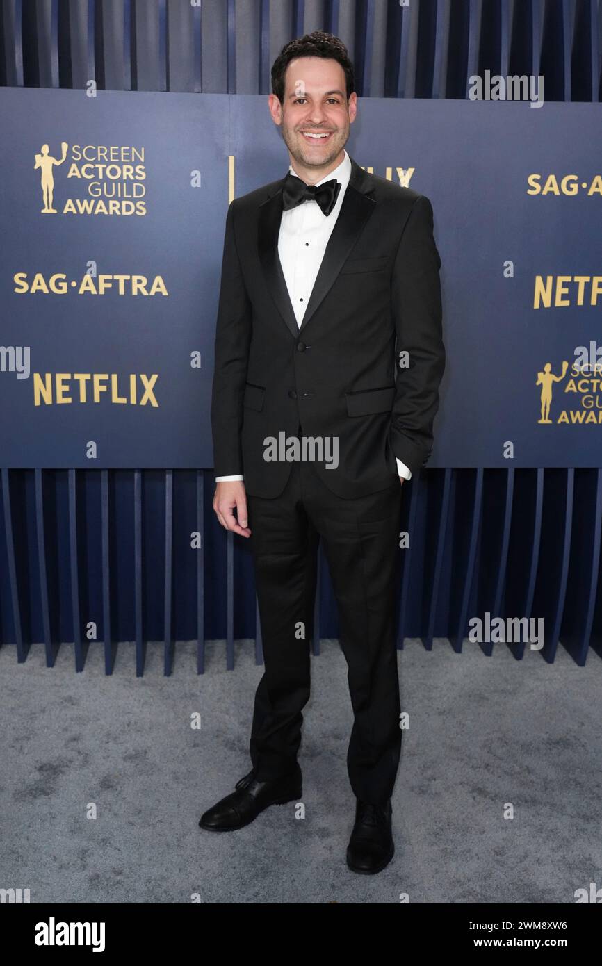 Andrew Leeds arrives at the 30th annual Screen Actors Guild Awards on ...