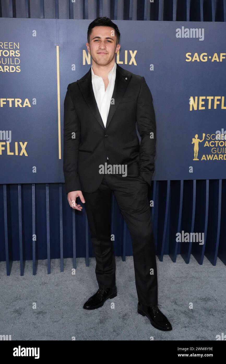 Chris Olsen arrives at the 30th annual Screen Actors Guild Awards on ...