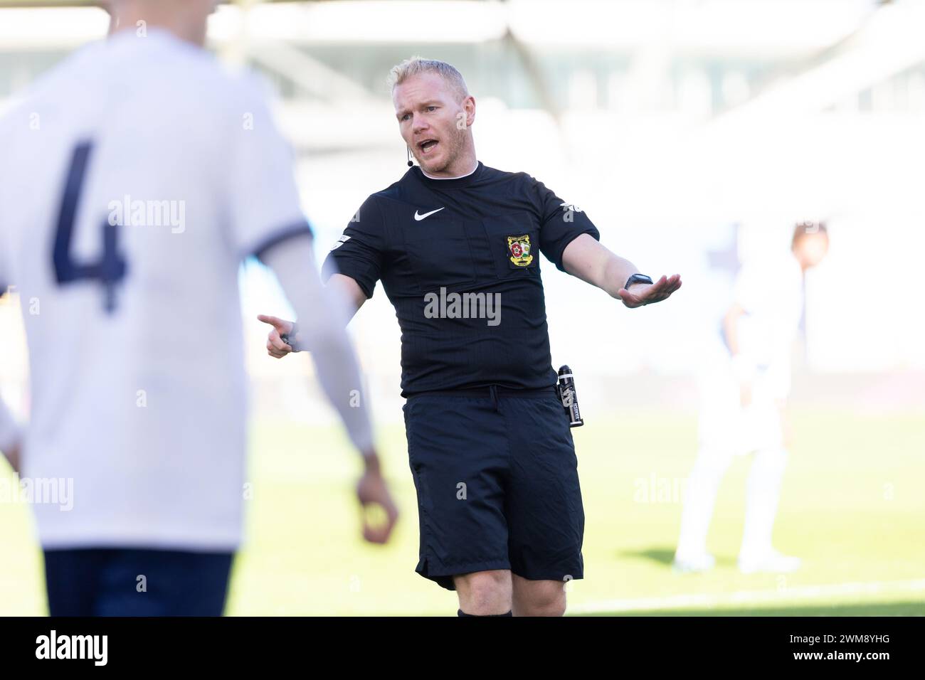 Under 18s hi-res stock photography and images - Alamy