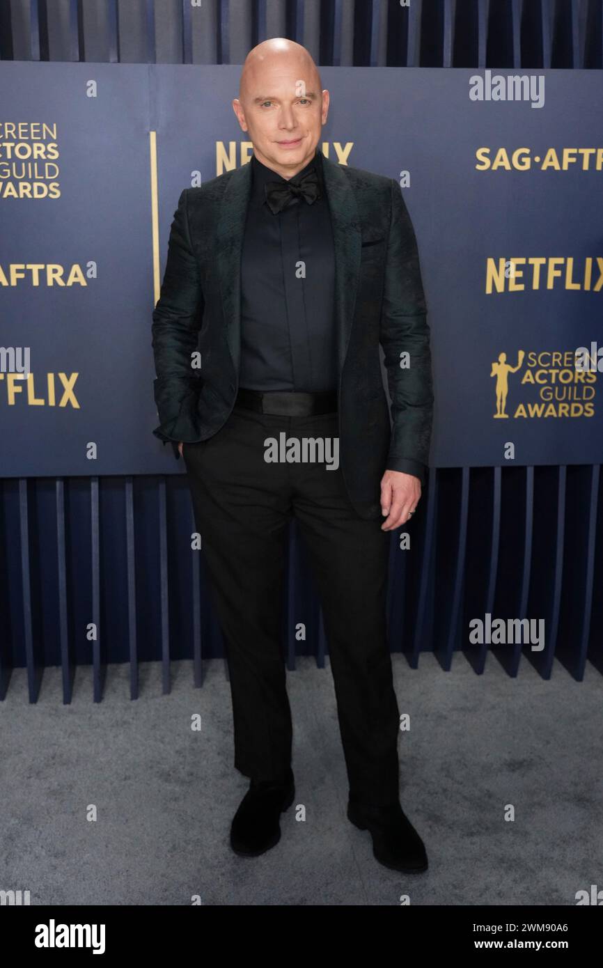 Michael Cerveris arrives at the 30th annual Screen Actors Guild Awards ...