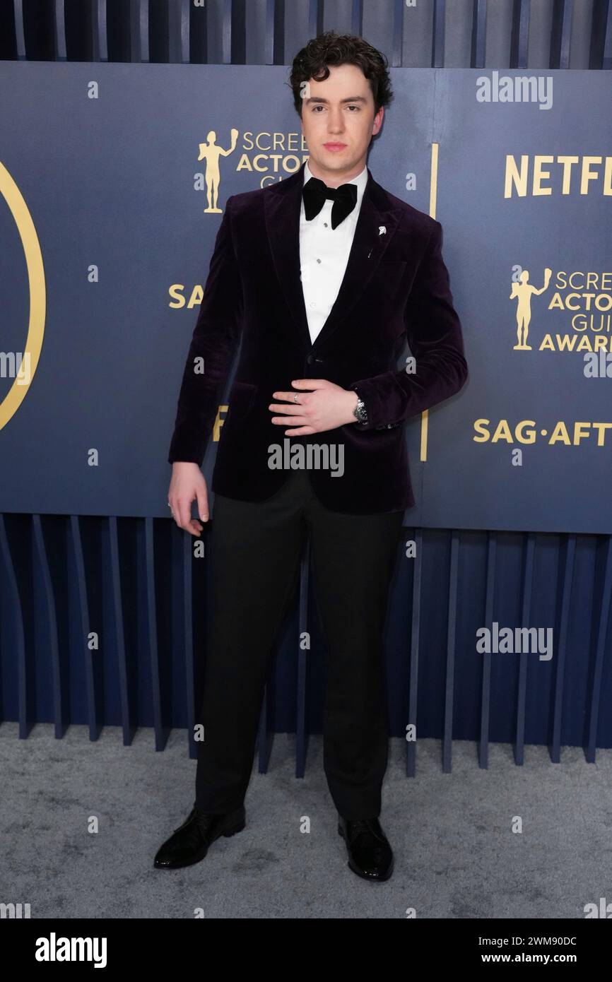 Charlie Hiscock arrives at the 30th annual Screen Actors Guild Awards ...