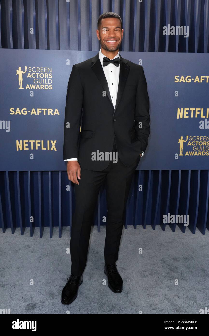 Sullivan Jones arrives at the 30th annual Screen Actors Guild Awards on ...