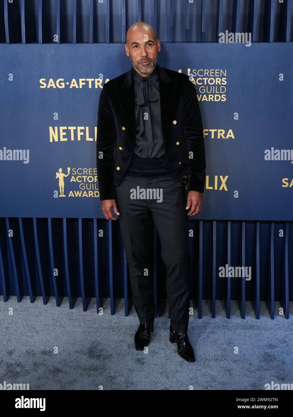 Los Angeles, USA. 24th Feb, 2024. Melvin Robert walking on the red ...