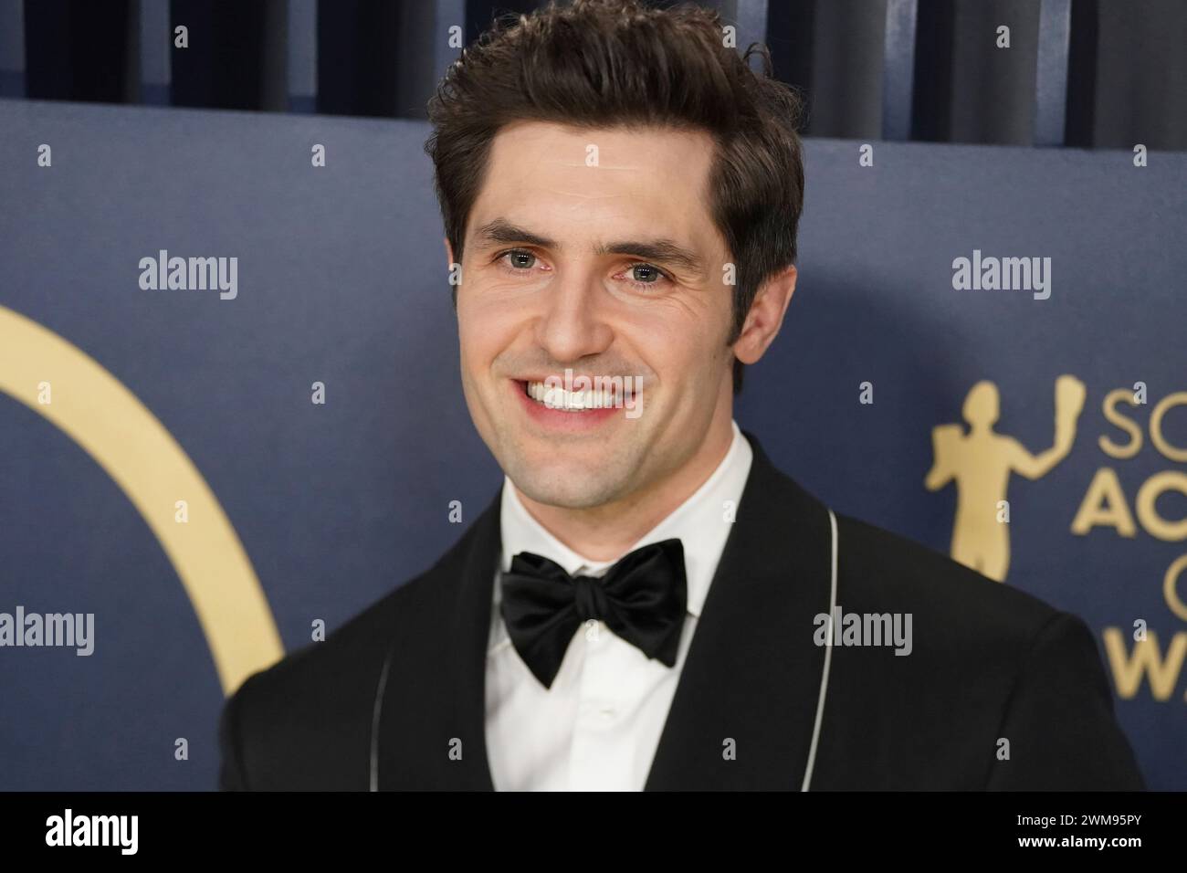 Phil Dunster arrives at the 30th annual Screen Actors Guild Awards on ...