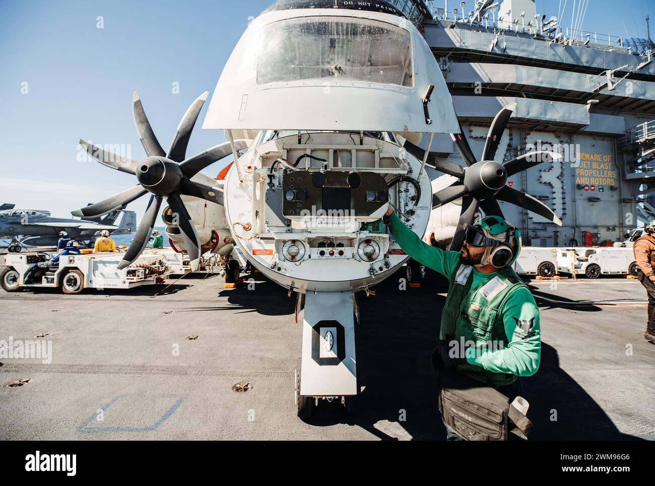 Hawkeye aircrew hi-res stock photography and images - Alamy