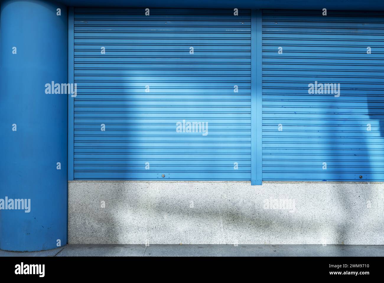 Wallpaper with a facades hi-res stock photography and images - Alamy