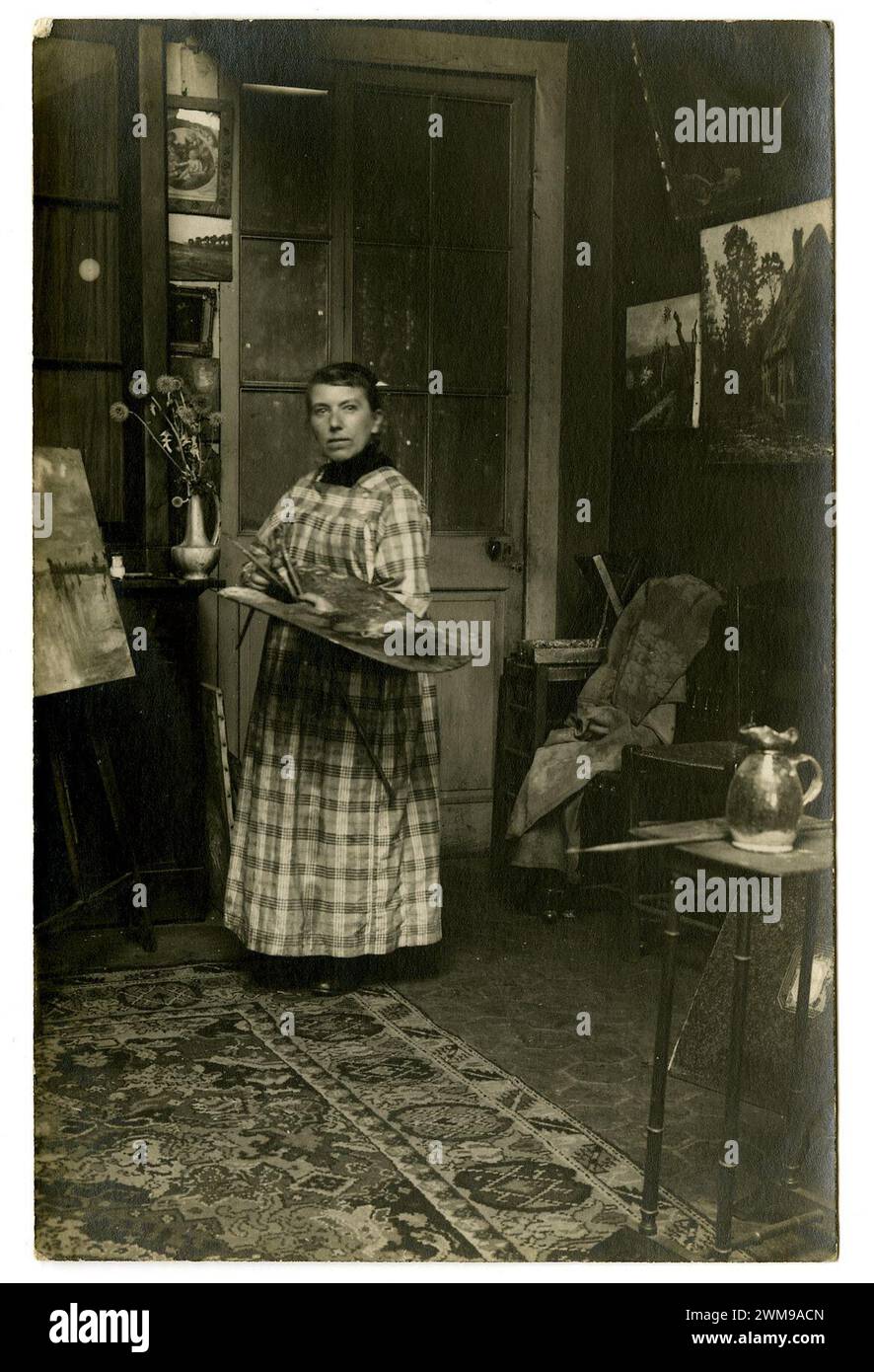 Mouchel Cut Out Stock Images & Pictures - Alamy