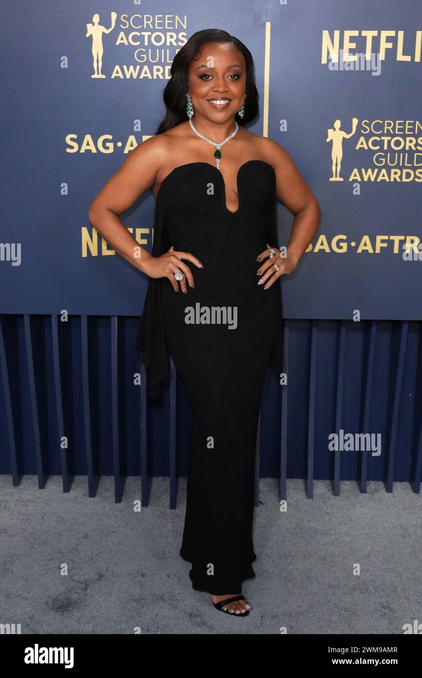 Quinta Brunson arrives at the 30th annual Screen Actors Guild Awards on ...
