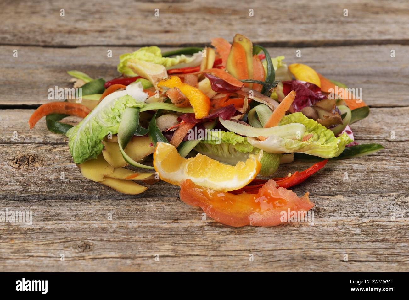 Vegetables peels hi-res stock photography and images - Alamy