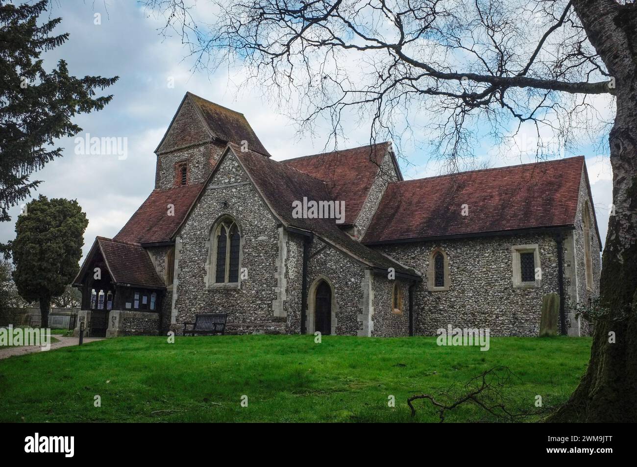 12th century church of the holy cross,holy cross church, sarratt ...