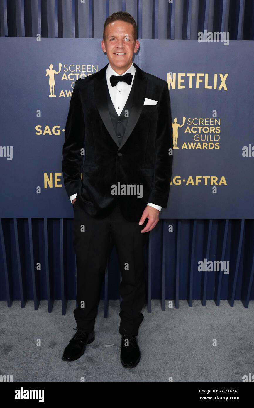 Woody Schultz arrives at the 30th annual Screen Actors Guild Awards on ...