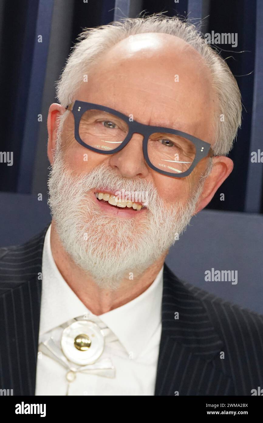 John Lithgow arrives at the 30th annual Screen Actors Guild Awards on ...